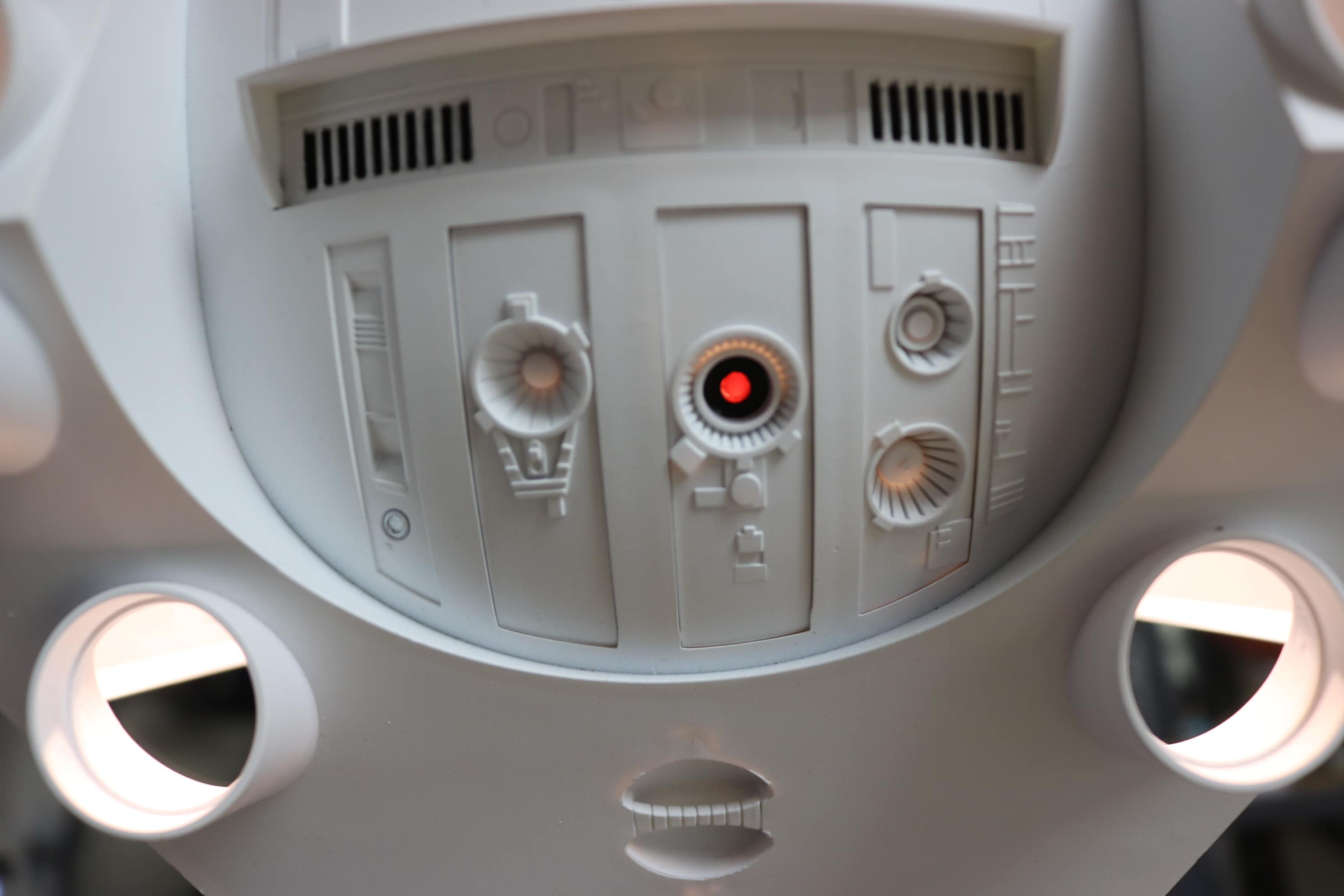 2001 EVA Pod Lighting Support Kit - Yay Monsters!